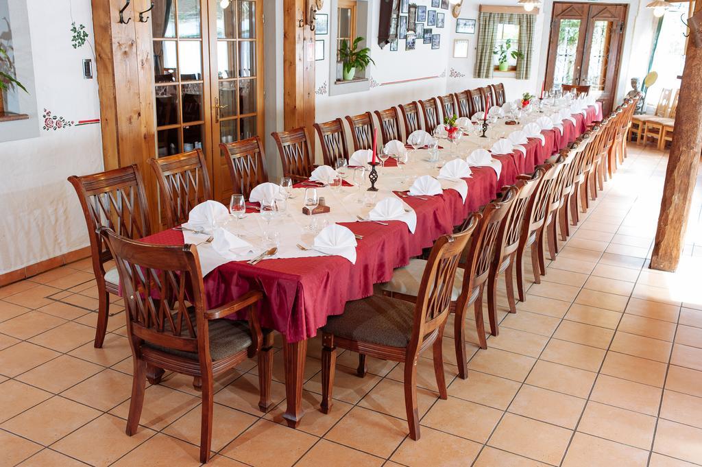 HOTEL POD ROGLO - PAKET ROMANTIKA, Zreče, Slovenija - HappyHour